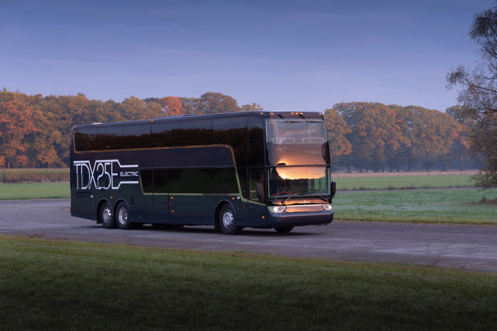 Van Hool TDX25E Battery Electric Bus - Hybrid and Zero-Emission Truck ...